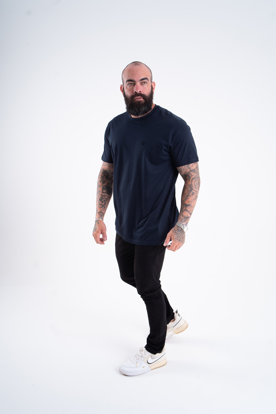 CAMISETA PIMA AZUL MARINHO - OAK MensWear